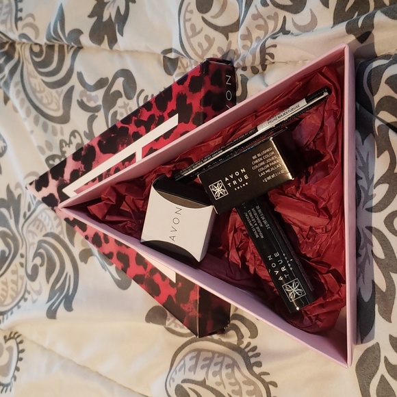 Avon | Makeup | Avon A Box 4 | Poshmark